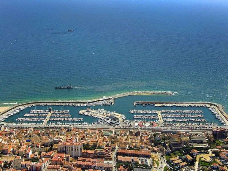 El Masnou sailing tours & itineraries, ports & coasts - BoatTheGlobe